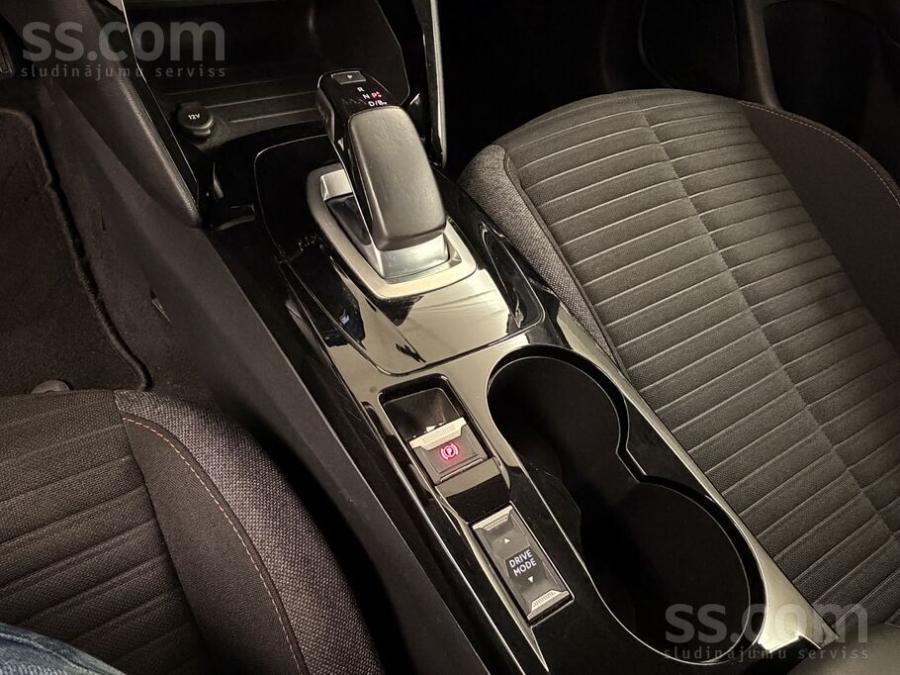 Balts Peugeot 208 2021 Rīga, ar dzinēja tilpumu 1.20 L un nobraukumu 39 tūkst. km par 13490 €, foto 16 vietnē AUTOMOTO.COM.LV