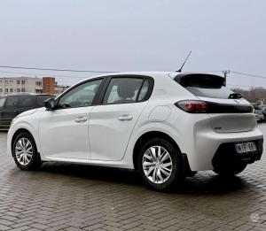 Balts Peugeot 208 2022 Kauņa, ar dzinēja tilpumu 1.50 L un nobraukumu 62 tūkst. km par 12500 €, foto 3 vietnē AUTOMOTO.COM.LV