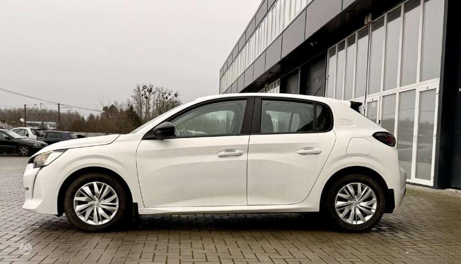 Balts Peugeot 208 2022 Kauņa, ar dzinēja tilpumu 1.50 L un nobraukumu 62 tūkst. km par 12500 €, foto 6 vietnē AUTOMOTO.COM.LV