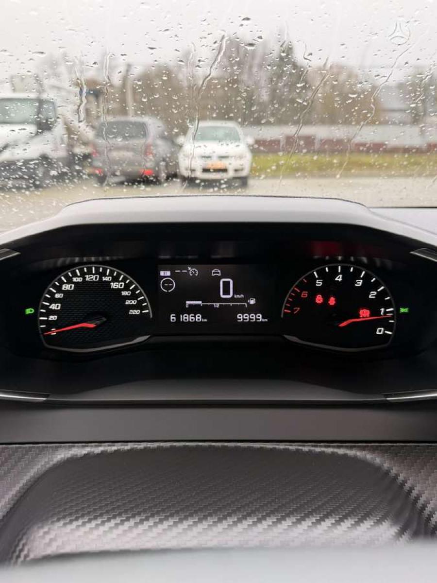 Balts Peugeot 208 2022 Kauņa, ar dzinēja tilpumu 1.50 L un nobraukumu 62 tūkst. km par 12500 €, foto 10 vietnē AUTOMOTO.COM.LV