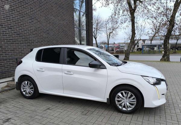 White Peugeot 208 2022 in Vilnius, with an engine capacity of 1.50 L and mileage of 167 thousand km for 7900 €, photo 7 on AUTOMOTO.COM.LV
