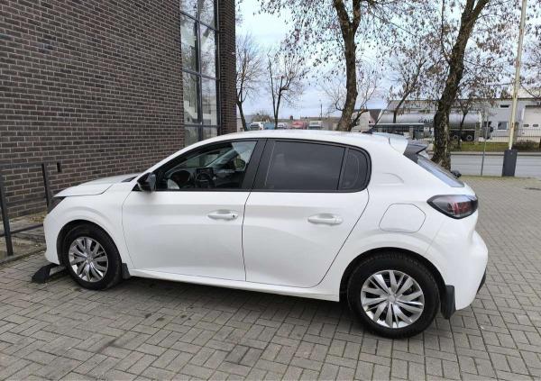White Peugeot 208 2022 in Vilnius, with an engine capacity of 1.50 L and mileage of 167 thousand km for 7900 €, photo 8 on AUTOMOTO.COM.LV