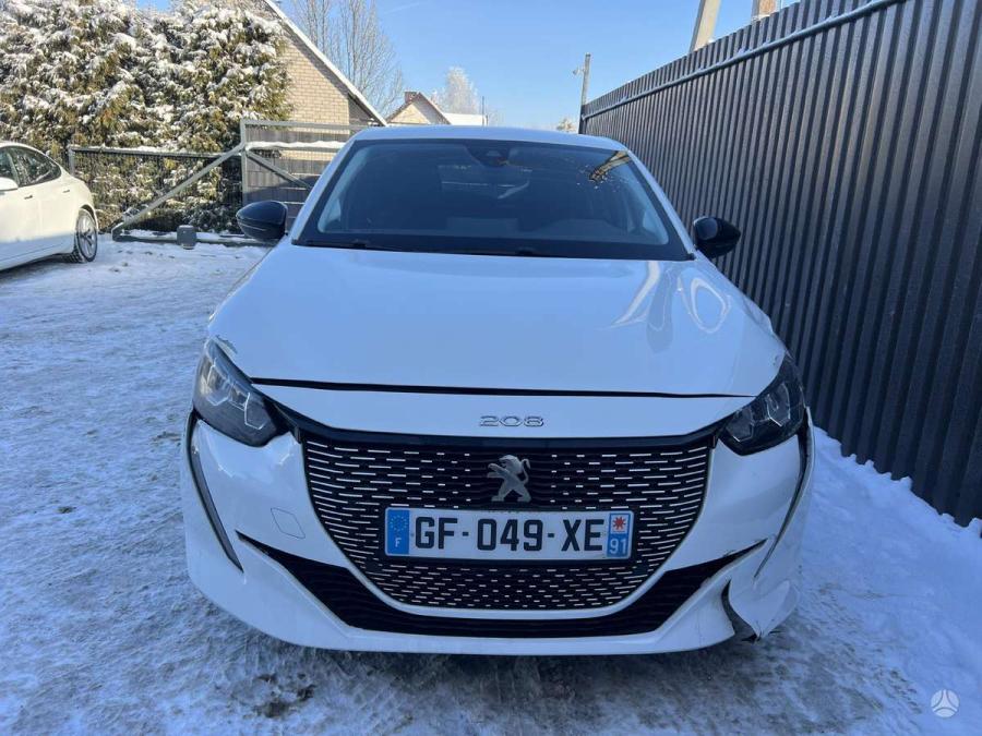 Balts Peugeot 208 2022 Kauņa, ar dzinēja tilpumu 0.00 L un nobraukumu 24 tūkst. km par 8500 €, foto 1 vietnē AUTOMOTO.COM.LV
