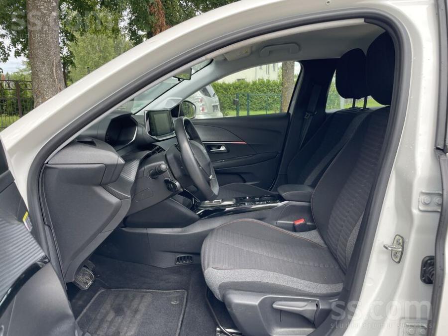 Balts Peugeot 208 2022 Rīga, ar dzinēja tilpumu 0.00 L un nobraukumu 66 tūkst. km par 17990 €, foto 12 vietnē AUTOMOTO.COM.LV