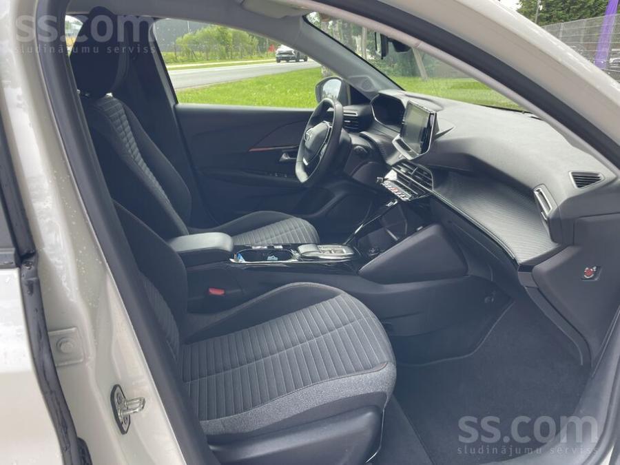 Balts Peugeot 208 2022 Rīga, ar dzinēja tilpumu 0.00 L un nobraukumu 66 tūkst. km par 17990 €, foto 19 vietnē AUTOMOTO.COM.LV