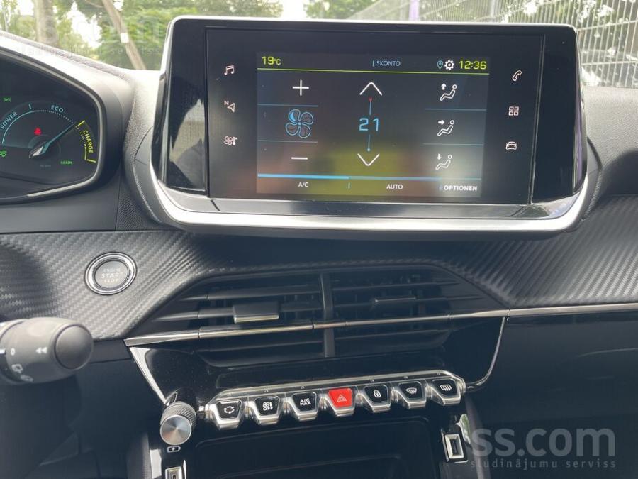 Balts Peugeot 208 2022 Rīga, ar dzinēja tilpumu 0.00 L un nobraukumu 66 tūkst. km par 17990 €, foto 26 vietnē AUTOMOTO.COM.LV