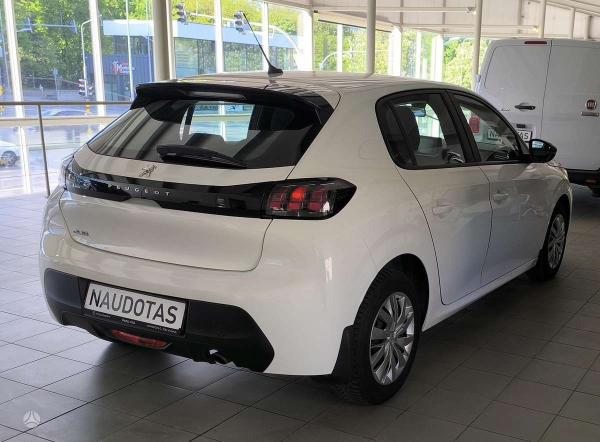White Peugeot 208 2022 in Panevezys, with an engine capacity of 1.50 L and mileage of 76 thousand km for 9900 €, photo 4 on AUTOMOTO.COM.LV
