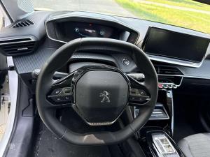 Balts Peugeot 208 2023 Kauņa, ar dzinēja tilpumu 0.00 L un nobraukumu 21 tūkst. km par 8800 €, foto 12 vietnē AUTOMOTO.COM.LV