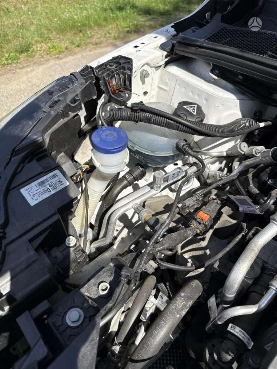 Balts Peugeot 208 2023 Kauņa, ar dzinēja tilpumu 0.00 L un nobraukumu 21 tūkst. km par 8800 €, foto 20 vietnē AUTOMOTO.COM.LV