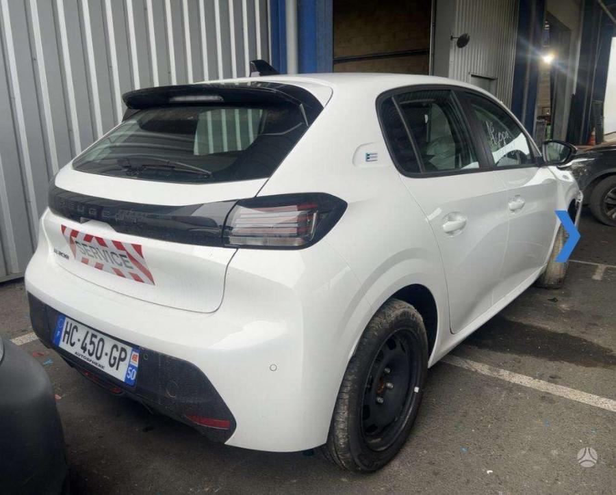 White Peugeot 208 2025 in Vilnius, with an engine capacity of 0.00 L and mileage of 6 thousand km for 7200 €, photo 3 on AUTOMOTO.COM.LV