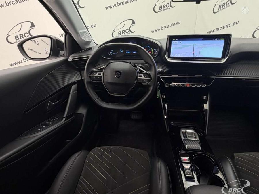 White Peugeot 208 2025 in Vilnius, with an engine capacity of 0.00 L and mileage of 8 thousand km for 18900 €, photo 15 on AUTOMOTO.COM.LV