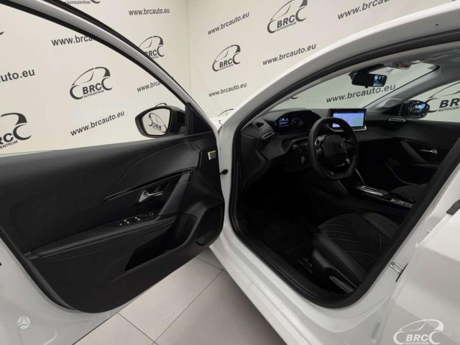 White Peugeot 208 2025 in Vilnius, with an engine capacity of 0.00 L and mileage of 8 thousand km for 18900 €, photo 20 on AUTOMOTO.COM.LV