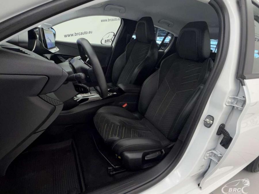 White Peugeot 208 2025 in Vilnius, with an engine capacity of 0.00 L and mileage of 8 thousand km for 18900 €, photo 24 on AUTOMOTO.COM.LV