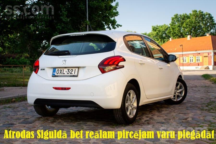 White Peugeot 208 2018 in Riga, with an engine capacity of 1.20 L and mileage of 160 thousand km for 6200 €, photo 7 on AUTOMOTO.COM.LV
