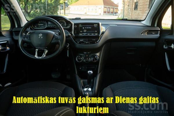 White Peugeot 208 2018 in Riga, with an engine capacity of 1.20 L and mileage of 160 thousand km for 6200 €, photo 10 on AUTOMOTO.COM.LV