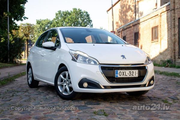 Balts Peugeot 208 2018 Rīga, ar dzinēja tilpumu 1.20 L un nobraukumu 160 tūkst. km par 6200 €, foto 2 vietnē AUTOMOTO.COM.LV