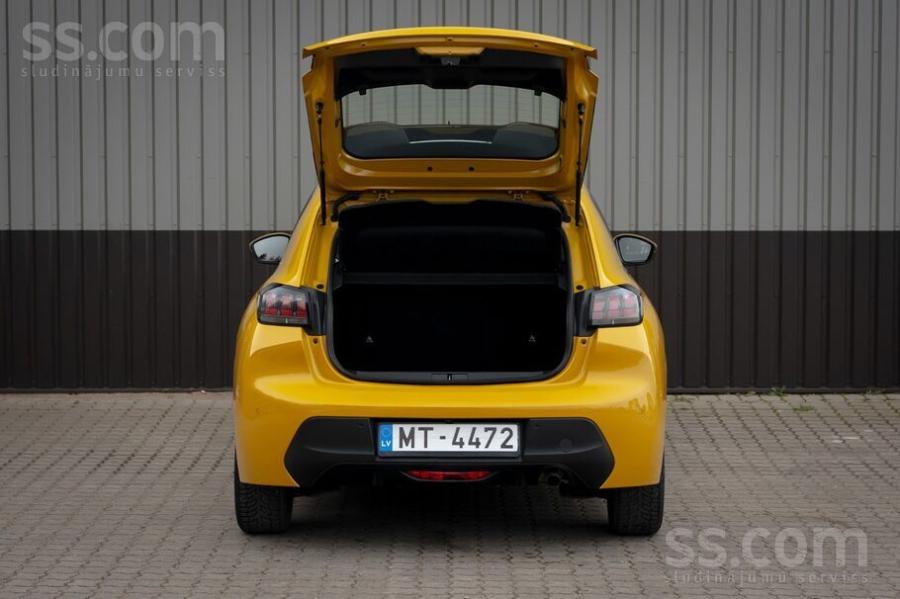 Yellow Peugeot 208 2021 in Tukums, with an engine capacity of 1.20 L and mileage of 56 thousand km for 13250 €, photo 6 on AUTOMOTO.COM.LV