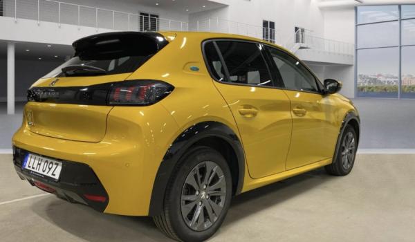 Dzeltens Peugeot 208 2021 Rīga, ar dzinēja tilpumu 0.00 L un nobraukumu 44 tūkst. km par 12900 €, foto 3 vietnē AUTOMOTO.COM.LV