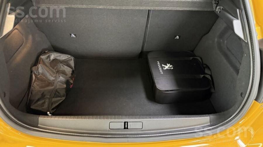 Yellow Peugeot 208 2021 in Riga, with an engine capacity of 1.40 L and mileage of 46 thousand km for 13990 €, photo 14 on AUTOMOTO.COM.LV