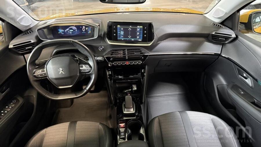Yellow Peugeot 208 2021 in Riga, with an engine capacity of 1.40 L and mileage of 46 thousand km for 13990 €, photo 16 on AUTOMOTO.COM.LV
