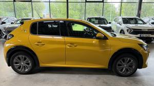 Dzeltens Peugeot 208 2021 Rīga, ar dzinēja tilpumu 1.00 L un nobraukumu 46 tūkst. km par 1399000 €, foto 6 vietnē AUTOMOTO.COM.LV