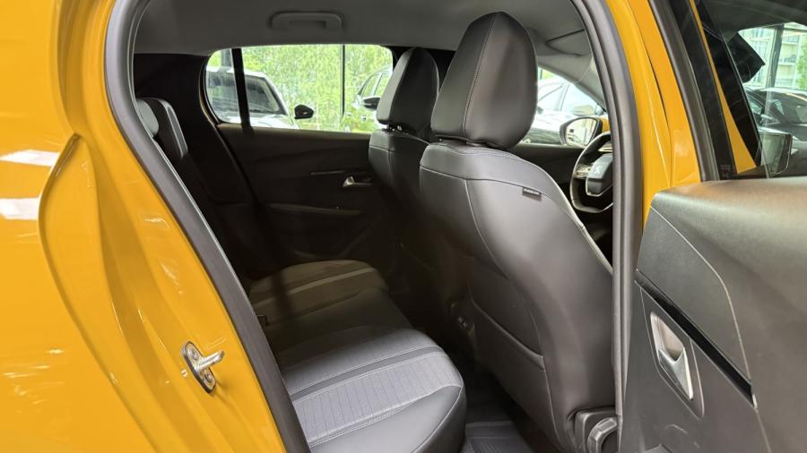 Dzeltens Peugeot 208 2021 Rīga, ar dzinēja tilpumu 1.00 L un nobraukumu 46 tūkst. km par 1399000 €, foto 14 vietnē AUTOMOTO.COM.LV