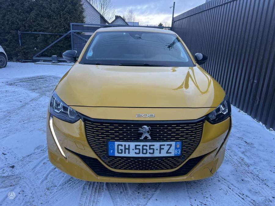 Dzeltens Peugeot 208 2022 Kauņa, ar dzinēja tilpumu 0.00 L un nobraukumu 58 tūkst. km par 8500 €, foto 2 vietnē AUTOMOTO.COM.LV