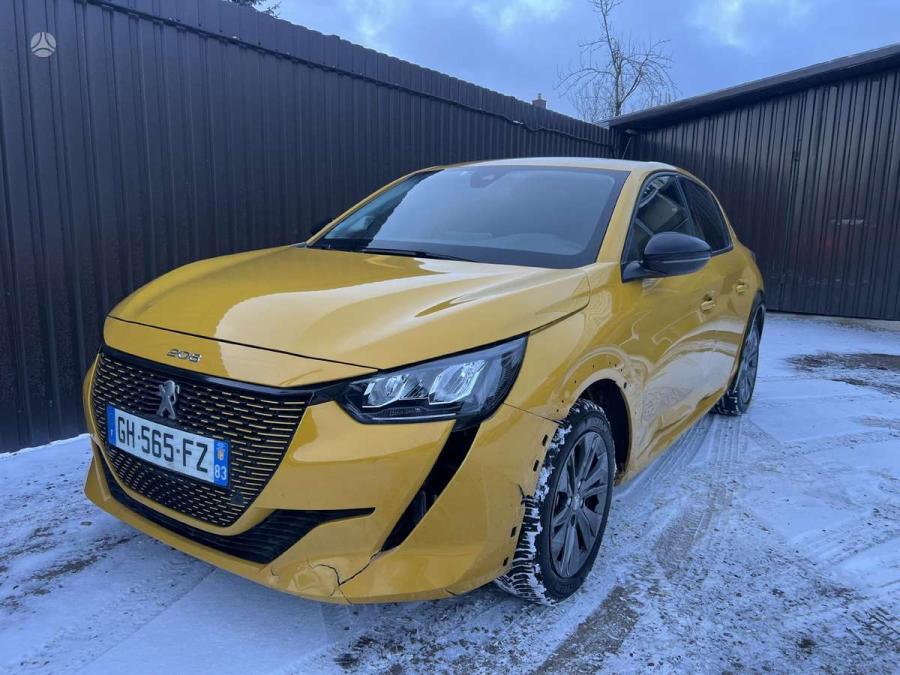 Dzeltens Peugeot 208 2022 Kauņa, ar dzinēja tilpumu 0.00 L un nobraukumu 58 tūkst. km par 8500 €, foto 3 vietnē AUTOMOTO.COM.LV