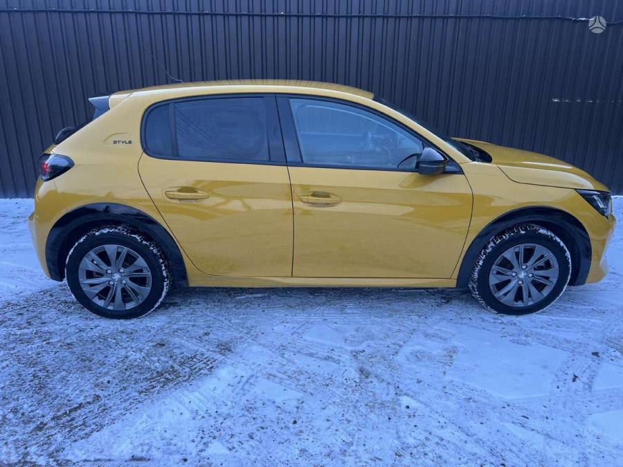 Dzeltens Peugeot 208 2022 Kauņa, ar dzinēja tilpumu 0.00 L un nobraukumu 58 tūkst. km par 8500 €, foto 4 vietnē AUTOMOTO.COM.LV