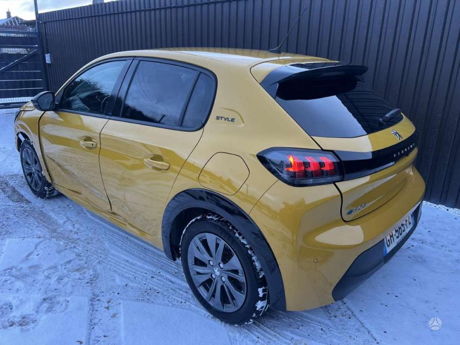 Dzeltens Peugeot 208 2022 Kauņa, ar dzinēja tilpumu 0.00 L un nobraukumu 58 tūkst. km par 8500 €, foto 7 vietnē AUTOMOTO.COM.LV