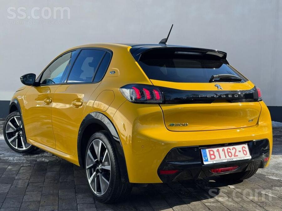 Dzeltens Peugeot 208 2022 Rīga, ar dzinēja tilpumu 1.40 L un nobraukumu 49 tūkst. km par 14850 €, foto 9 vietnē AUTOMOTO.COM.LV