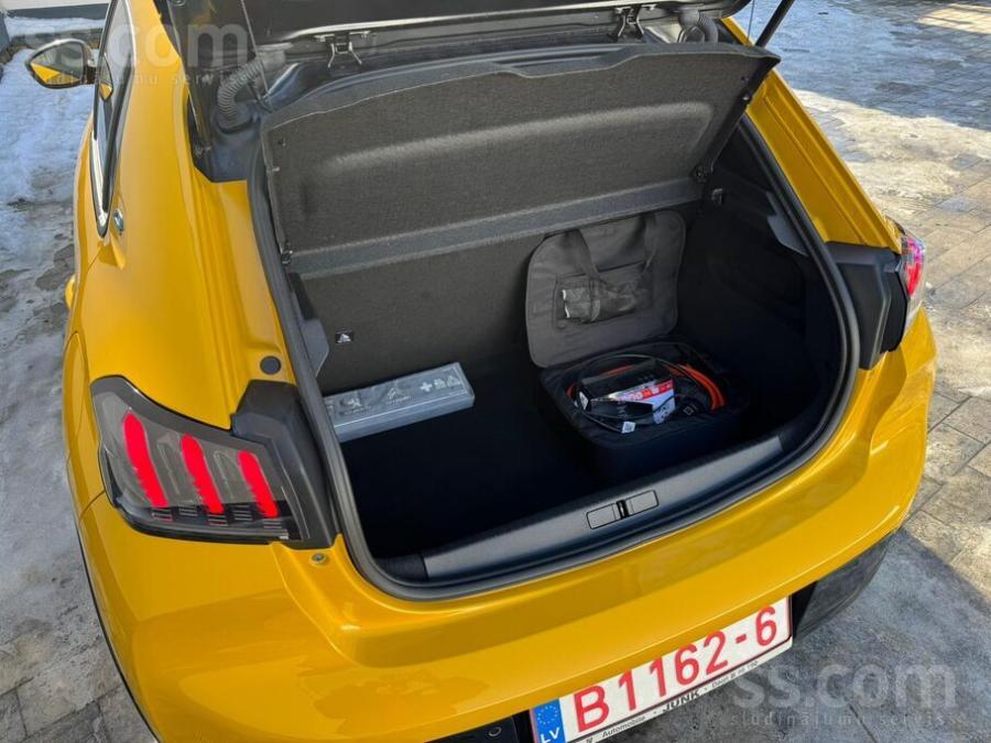 Dzeltens Peugeot 208 2022 Rīga, ar dzinēja tilpumu 1.40 L un nobraukumu 49 tūkst. km par 14850 €, foto 27 vietnē AUTOMOTO.COM.LV
