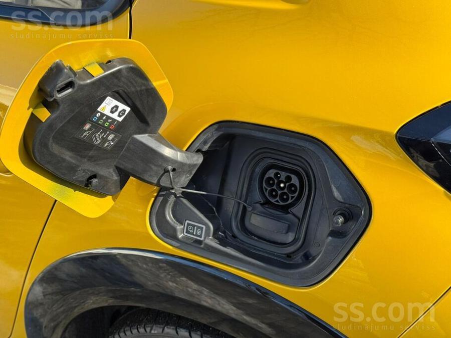 Dzeltens Peugeot 208 2022 Rīga, ar dzinēja tilpumu 1.40 L un nobraukumu 49 tūkst. km par 14850 €, foto 28 vietnē AUTOMOTO.COM.LV