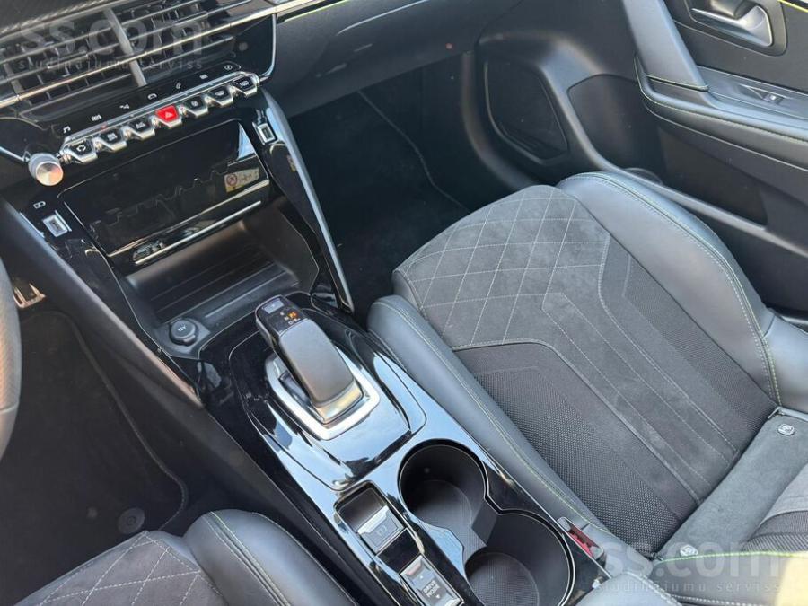 Dzeltens Peugeot 208 2022 Rīga, ar dzinēja tilpumu 1.40 L un nobraukumu 49 tūkst. km par 14850 €, foto 32 vietnē AUTOMOTO.COM.LV