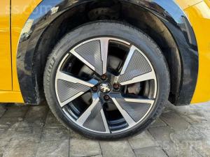 Dzeltens Peugeot 208 2022 Rīga, ar dzinēja tilpumu 1.40 L un nobraukumu 49 tūkst. km par 14850 €, foto 36 vietnē AUTOMOTO.COM.LV