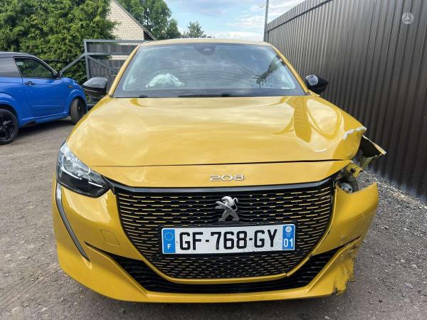 Dzeltens Peugeot 208 2022 Kauņa, ar dzinēja tilpumu 0.00 L un nobraukumu 36 tūkst. km par 6700 €, foto 2 vietnē AUTOMOTO.COM.LV
