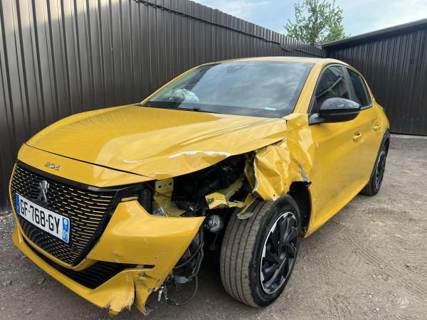 Dzeltens Peugeot 208 2022 Kauņa, ar dzinēja tilpumu 0.00 L un nobraukumu 36 tūkst. km par 6700 €, foto 3 vietnē AUTOMOTO.COM.LV