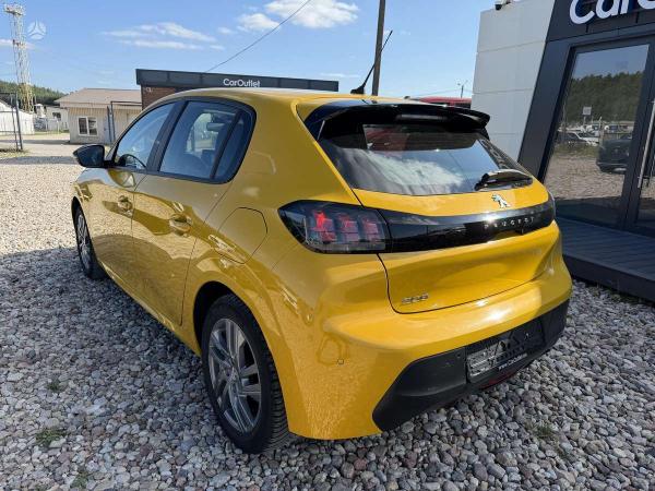 Yellow Peugeot 208 2022 in Vilnius, with an engine capacity of 1.20 L and mileage of 143 thousand km for 8349 €, photo 4 on AUTOMOTO.COM.LV