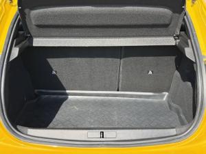 Yellow Peugeot 208 2022 in Riga, with an engine capacity of 1.20 L and mileage of 86 thousand km for 10900 €, photo 22 on AUTOMOTO.COM.LV