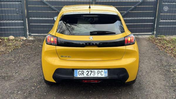 Yellow Peugeot 208 2023 in Jonava, with an engine capacity of 0.00 L and mileage of 16 thousand km for 9000 €, photo 6 on AUTOMOTO.COM.LV