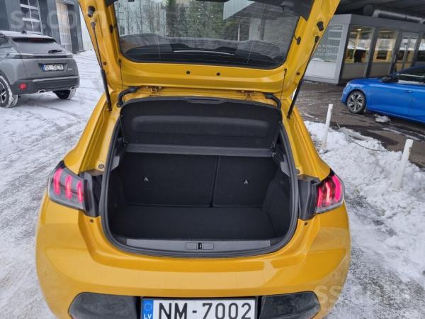Yellow Peugeot 208 2023 in Riga, with an engine capacity of 1.20 L and mileage of 51 thousand km for 14500 €, photo 5 on AUTOMOTO.COM.LV