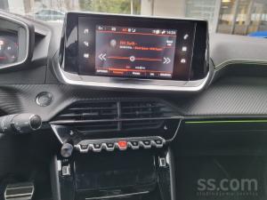 Желтый Пежо 208 2023 в Рига, объемом двигателя 1.20 л и пробегом 51 тыс. км за 14500 €, фото 9 на AUTOMOTO.COM.LV