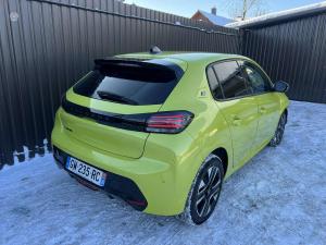 Yellow Peugeot 208 2024 in Kaunas, with an engine capacity of 0.00 L and mileage of 20 thousand km for 8900 €, photo 6 on AUTOMOTO.COM.LV