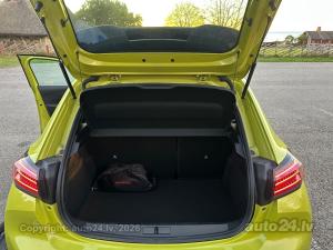 Yellow Peugeot 208 2024 in Tallinn, with an engine capacity of 1.20 L and mileage of 32 thousand km for 25000 €, photo 11 on AUTOMOTO.COM.LV