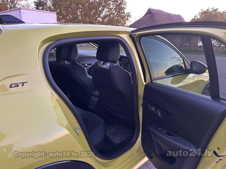 Yellow Peugeot 208 2024 in Tallinn, with an engine capacity of 1.20 L and mileage of 32 thousand km for 25000 €, photo 13 on AUTOMOTO.COM.LV