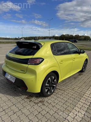 Yellow Peugeot 208 2024 in Riga, with an engine capacity of 1.20 L and mileage of 17 thousand km for 18300 €, photo 9 on AUTOMOTO.COM.LV
