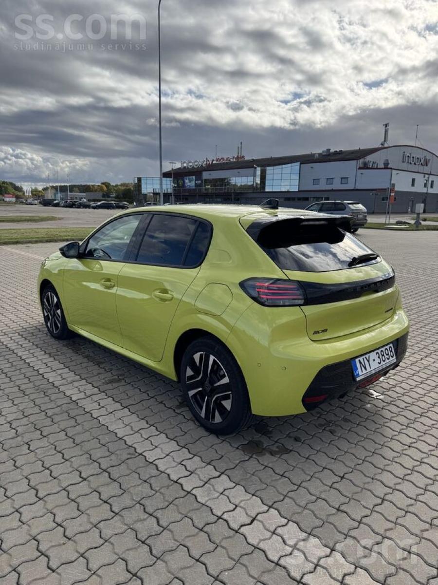 Yellow Peugeot 208 2024 in Riga, with an engine capacity of 1.20 L and mileage of 17 thousand km for 18300 €, photo 10 on AUTOMOTO.COM.LV