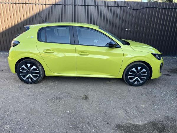 Dzeltens Peugeot 208 2024 Kauņa, ar dzinēja tilpumu 0.00 L un nobraukumu 13 tūkst. km par 10900 €, foto 4 vietnē AUTOMOTO.COM.LV
