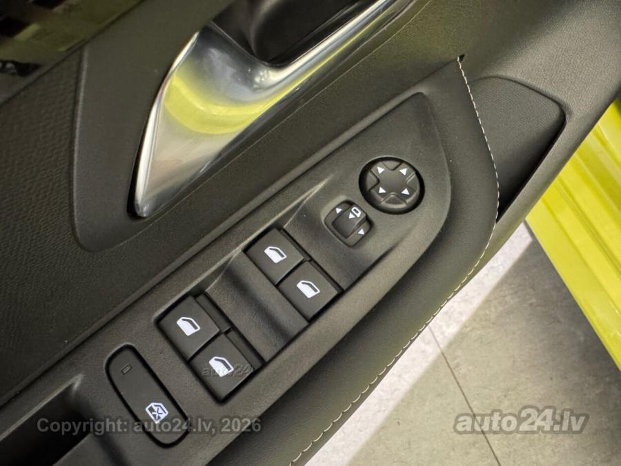 Dzeltens Peugeot 208 2024 Tallina, ar dzinēja tilpumu 1.20 L un nobraukumu 7 tūkst. km par 23490 €, foto 12 vietnē AUTOMOTO.COM.LV