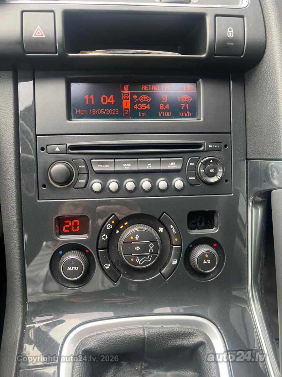 Smilšu krāsa Peugeot 3008 2011 Tartu, ar dzinēja tilpumu 1.60 L un nobraukumu 226 tūkst. km par 3690 €, foto 15 vietnē AUTOMOTO.COM.LV
